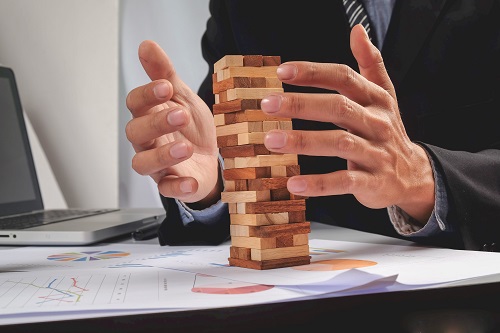 When Will the Other Shoe Drop? A 2023 Midyear Recession Review – C ...